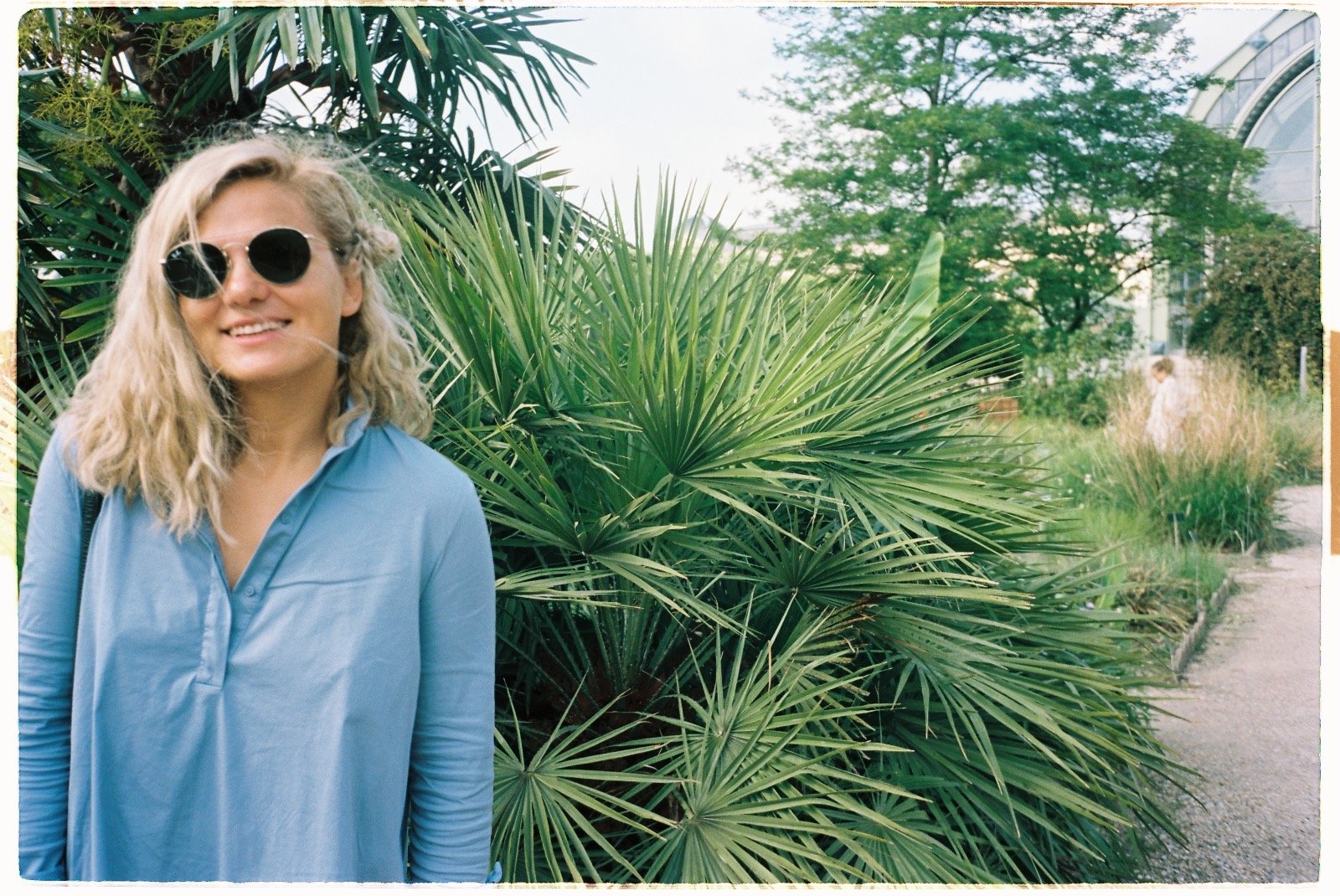 Andreea Goia: ATUNCI/ACUM – de la comunicare la fotografie